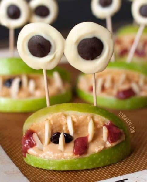 13+1 Scary DIY Halloween Food Ideas - And All Of These Are Healthy!